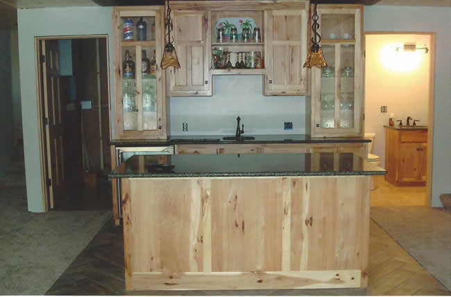 Bar in Basement Appleton | Custom Bar Fox Cities | Wet Bar Cabinet ...